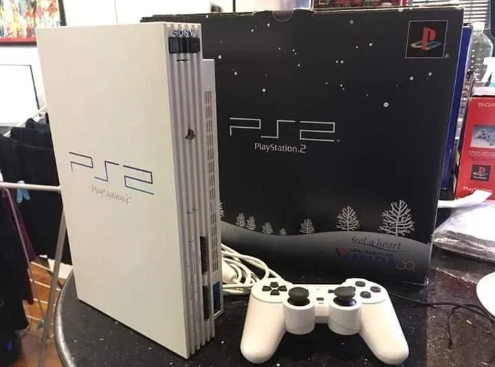 Sony Playstation 2 White Feel A Heart Console - Consolevariations