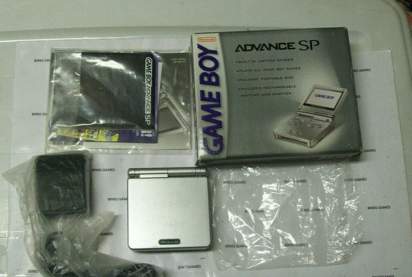 Nintendo Game Boy Advance SP Platinum/Onyx Console [NA] - Consolevariations
