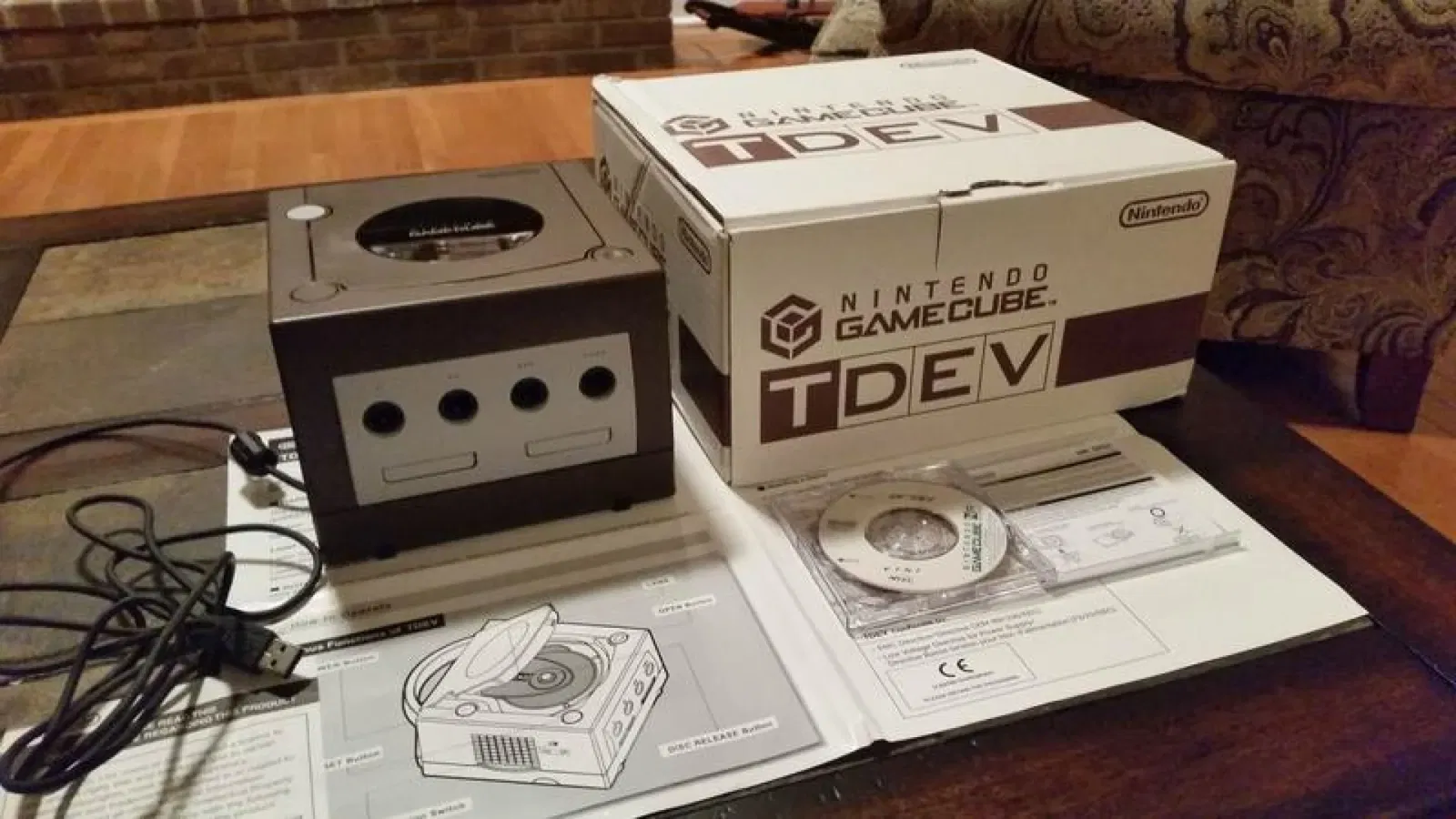 Nintendo GameCube TDEV Console - Consolevariations