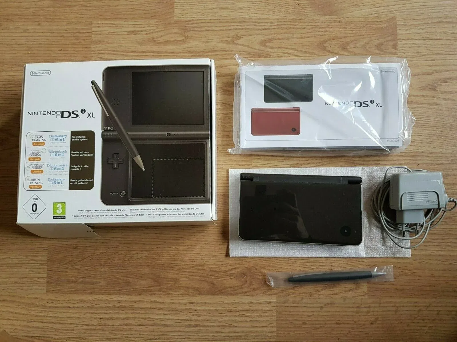 Nintendo DSi XL Overview - Consolevariations