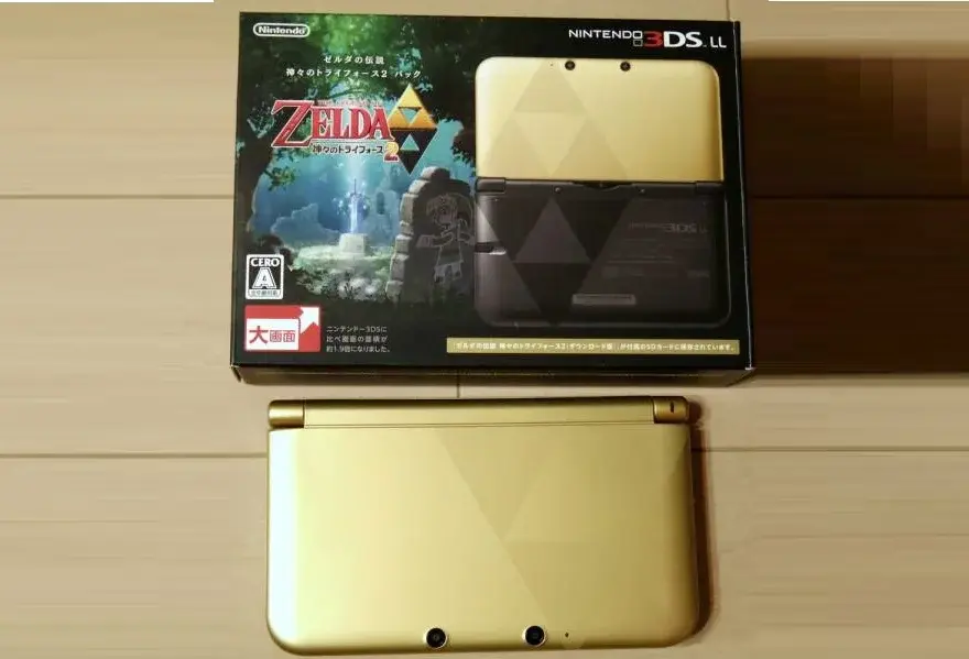 Nintendo 3DS XL Zelda A Link Between Worlds Console [NA ...