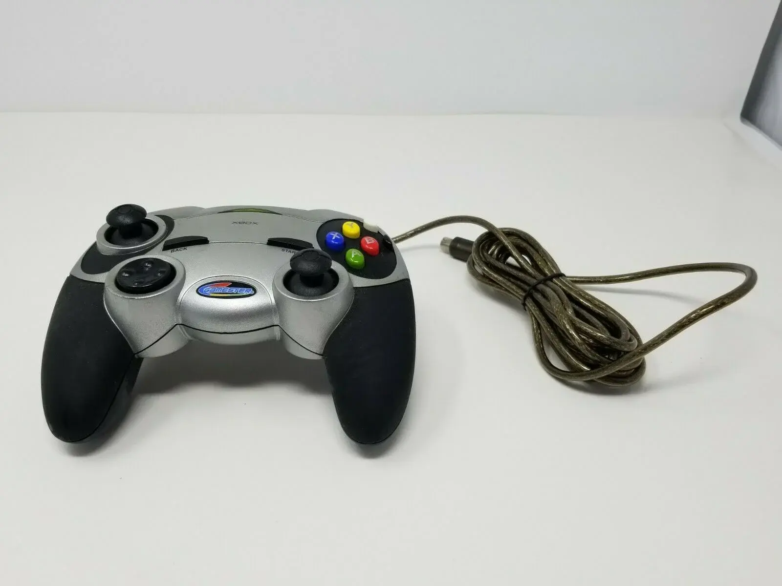 Consolevariations - Radica Gamester Xbox Silver Controller ...