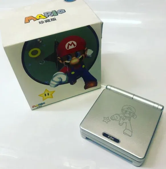 iQue GBA SP Mario 64 Version - Consolevariations