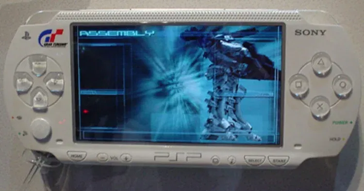 Sony PSP 1000 Gran Turismo console - Consolevariations