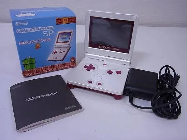 Nintendo Game Boy Advance SP Famicom 20th Anniversary Console ...