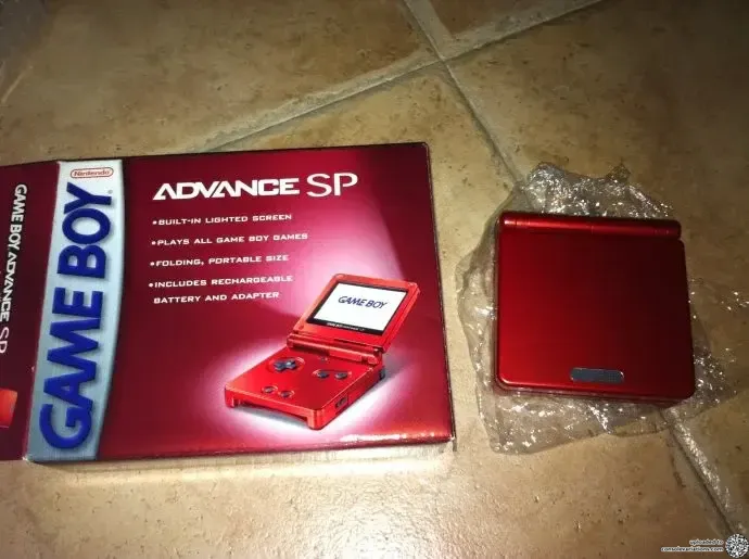 Nintendo Game Boy Advance SP Flame Red Console - Consolevariations