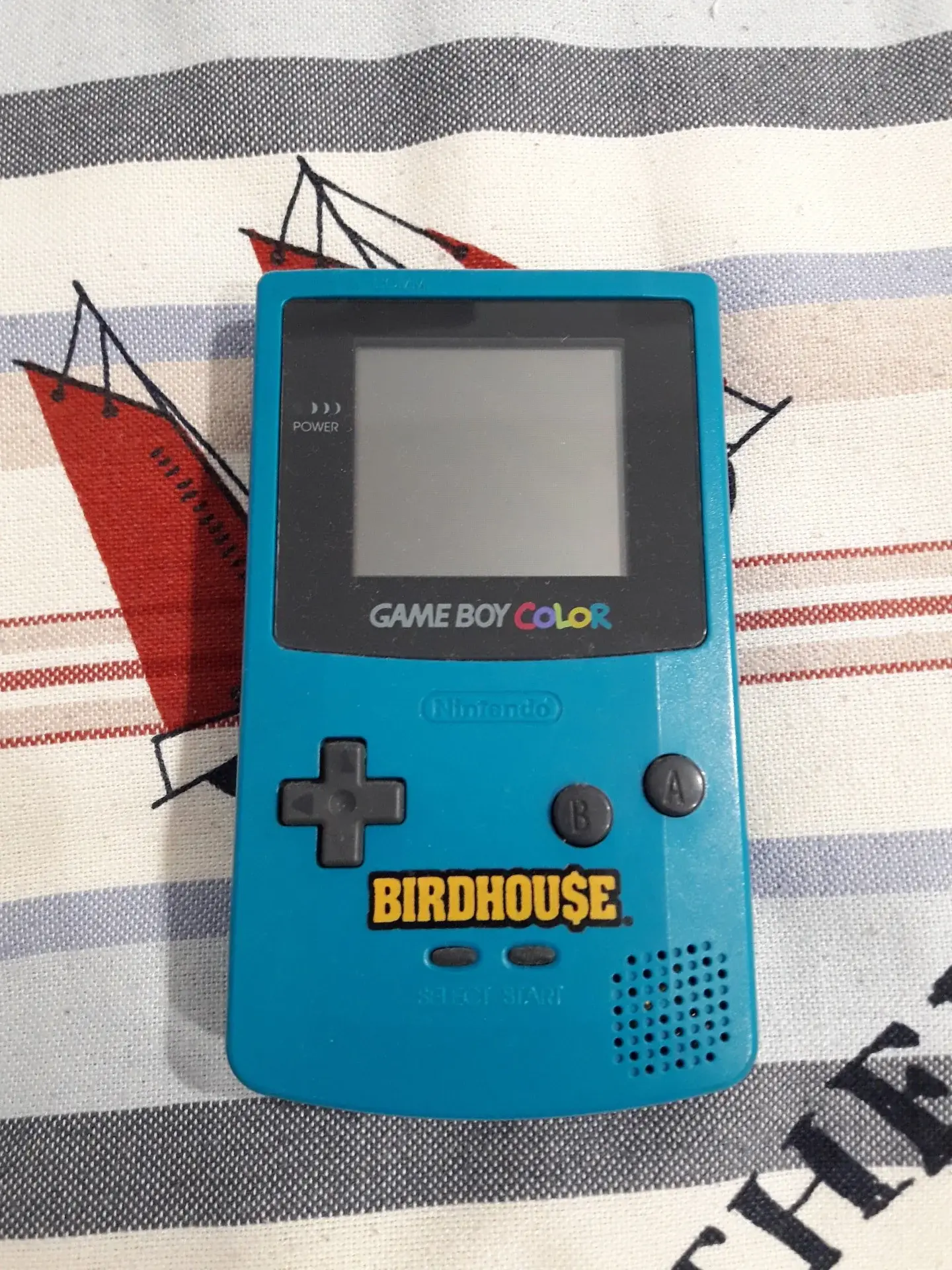 Consolevariations - Nintendo Game Boy Color Birdhouse Console