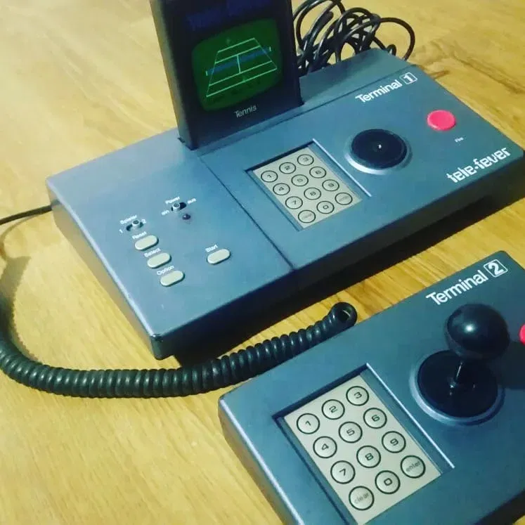 Bandai RX 78 Tele-fever Console - Consolevariations