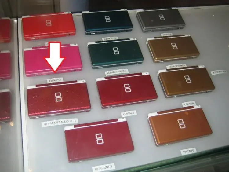 Nintendo DS Lite World Store Ultra Metallic Red Console - Consolevariations